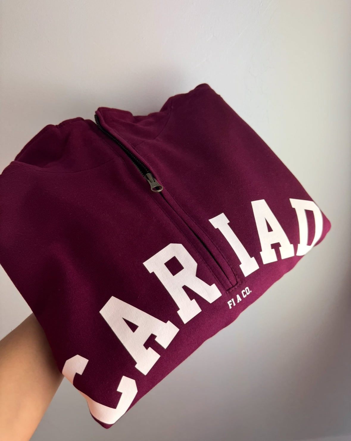 CARIAD burgundy zip – Fi a Co.